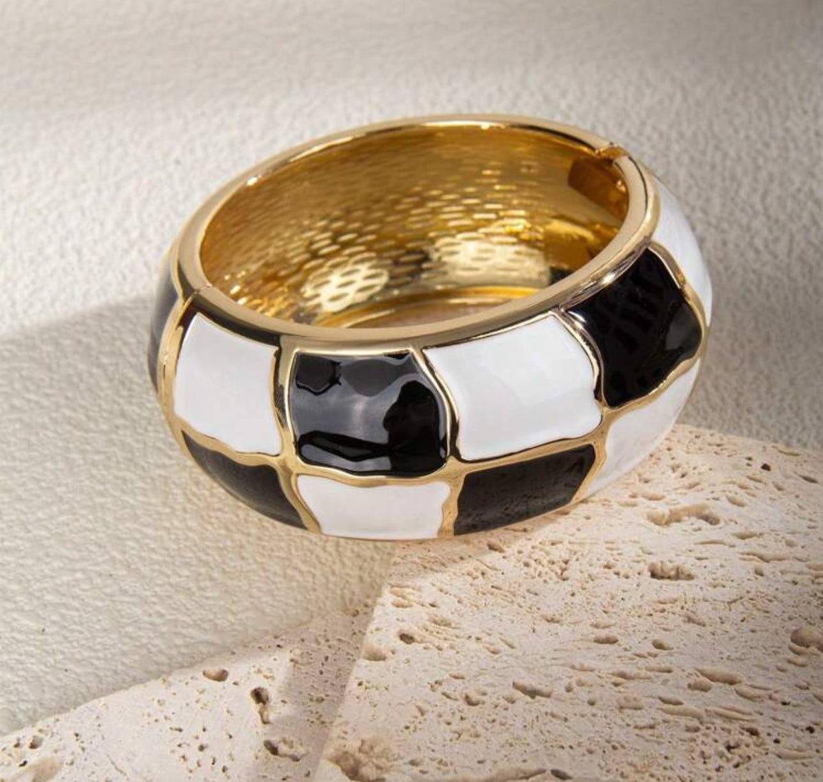 Cole Bangle – Jones Burch